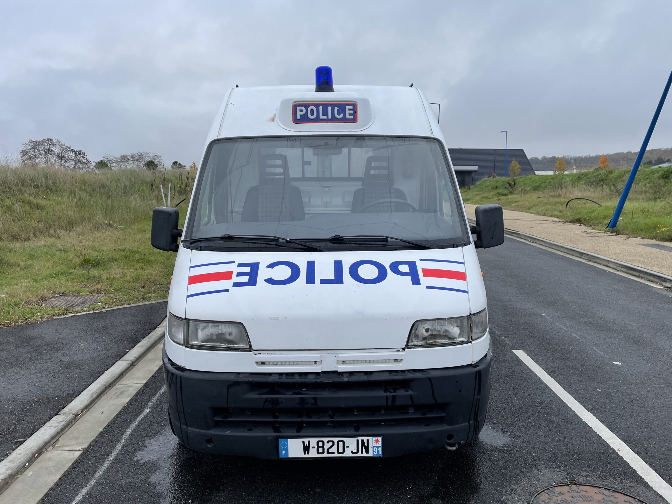 Peugeot Boxer Police - Ciné Autos Stunt